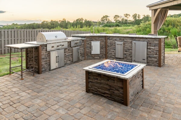 23 Outdoor Kitchen Ideas - Best Designs for Inspiration
