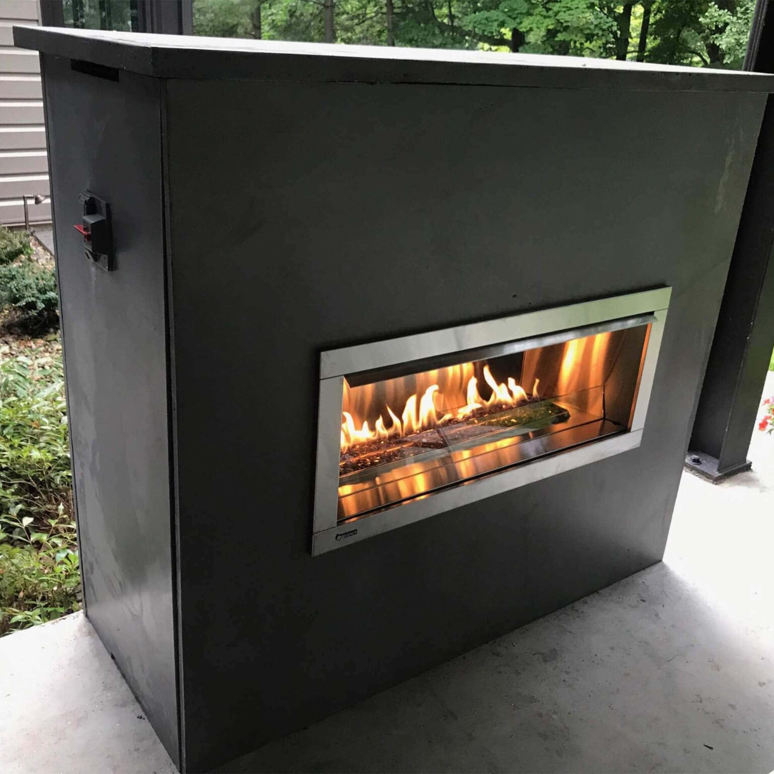 Linear Gas Outdoor Fireplace - RTA Outdoor Living