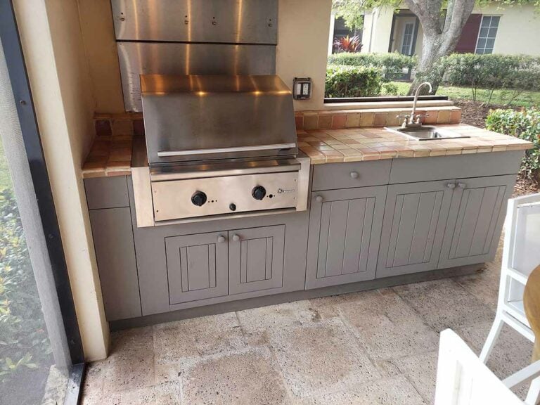 Outdoor Kitchen Tile: Pros & Cons + Your Best Options