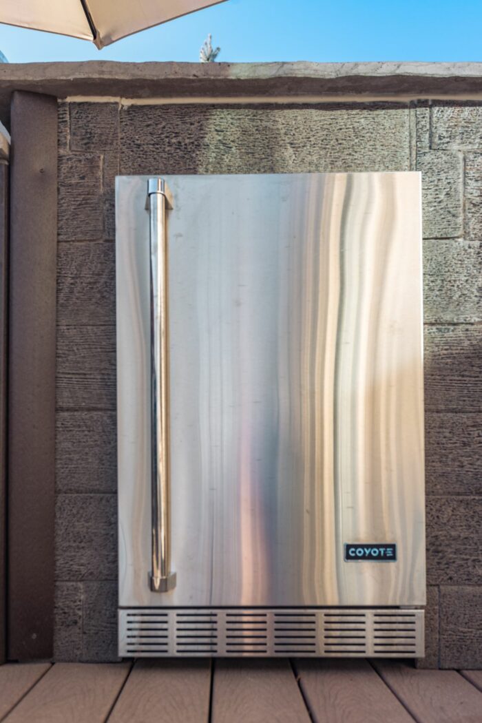 Summer Kitchen: What it is & Why Should You Want One?