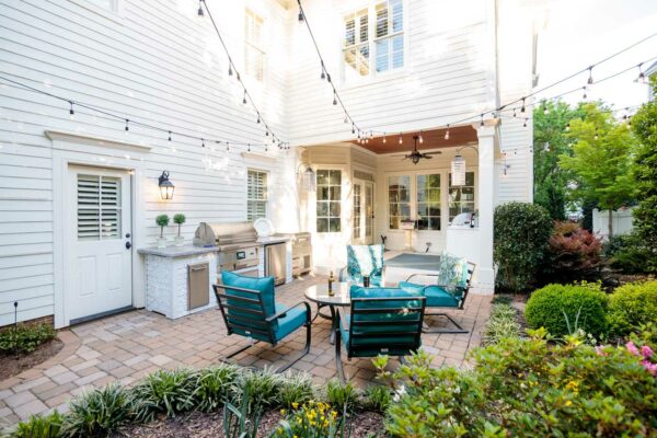 Summer Kitchen: What it is & Why Should You Want One?