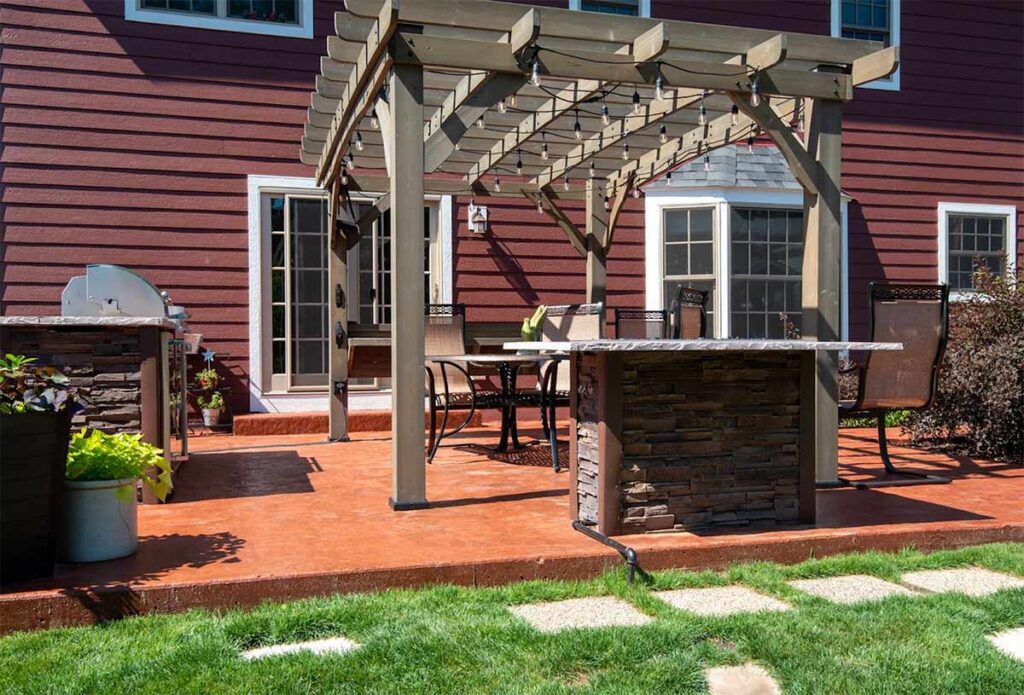 Outdoor Living Spaces: Key Concepts & 13 Spectacular Ideas