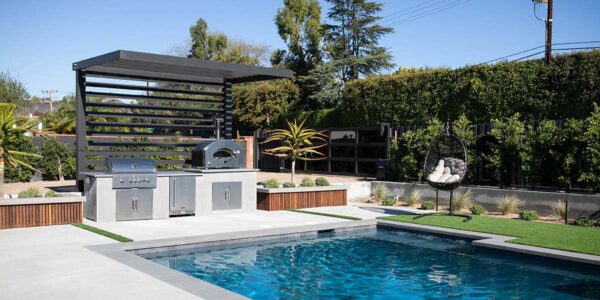 Pavers Outdoor Kitchen: 6 Reasons Why Building Your BBQ Island With ...