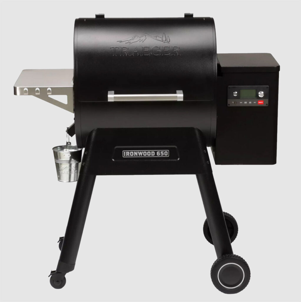 Traeger Smoker: An Expert Reviews the 10 Best Pellet Smoker Options