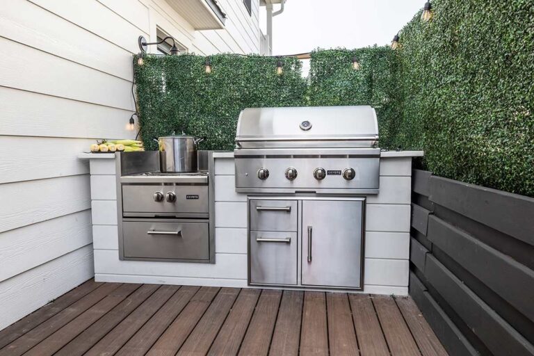 Built In Grill Ideas: Key Considerations & 11 Inspiring Designs
