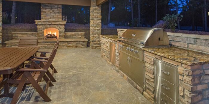 Cinder Block Outdoor Kitchen: Pros, Cons, & 8 Step How to Build Guide