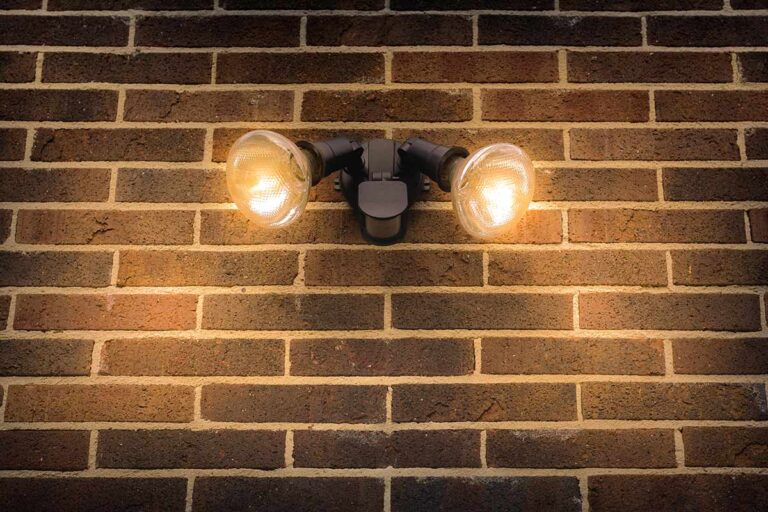 Outdoor Bar Lights: Best Fixtures to Consider & 7 Illuminating Ideas