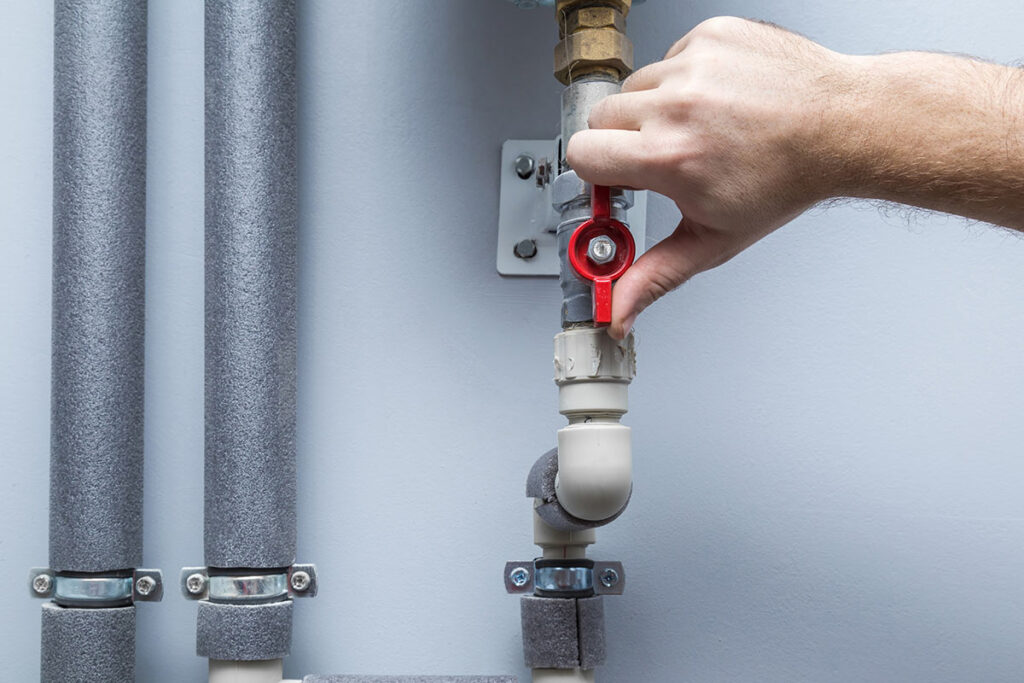 Faucet for Outdoor Kitchen: Buying Guide, Winterizing, & 5 Best Options ...