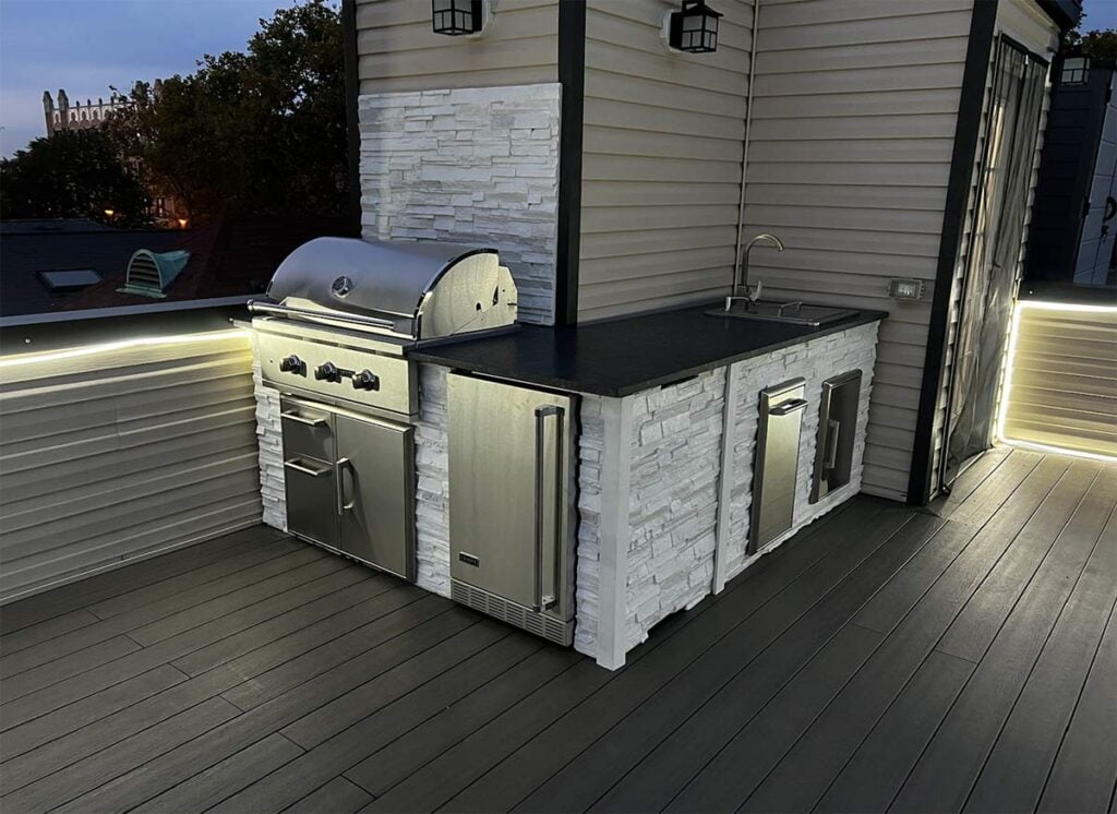 Outdoor Bar on Deck: Expert Recommendations for Installation & 10 ...