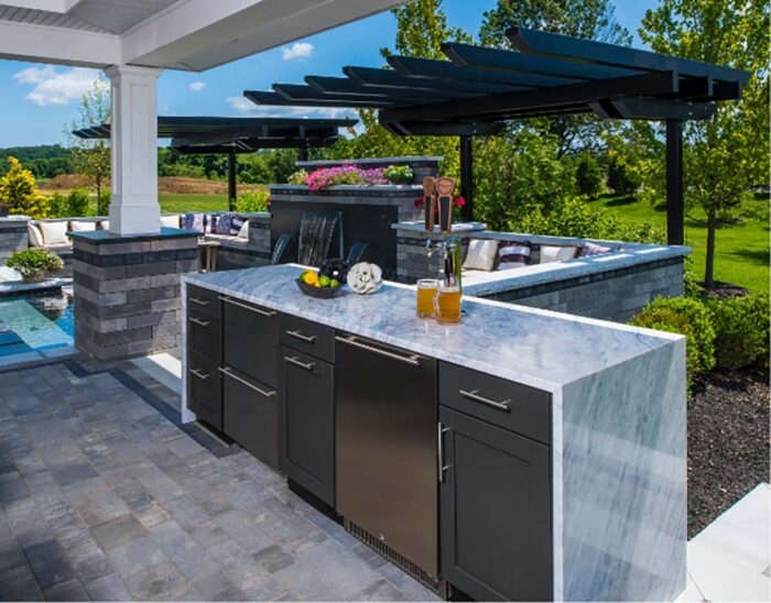 Outdoor Bar Cabinet: 4 Best-Selling Brands & Top Products