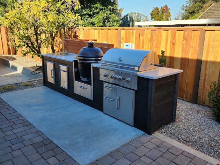 Kamado Joe Outdoor Kitchen: How to Build & 4 Impressive Tips