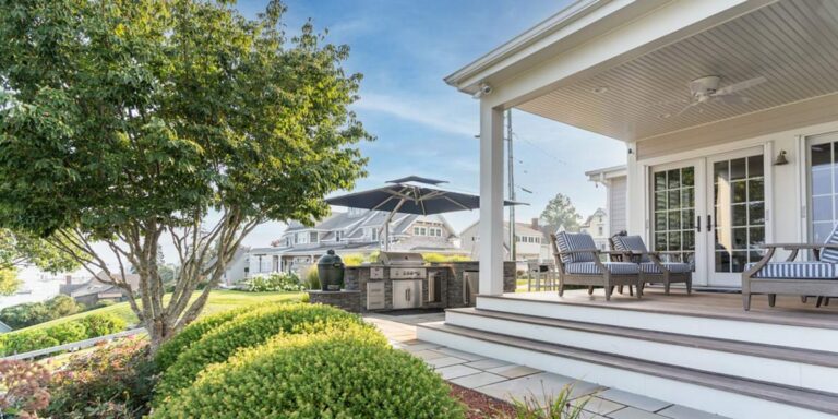 What Is A California Room? Top Benefits & 9 Captivating Ideas