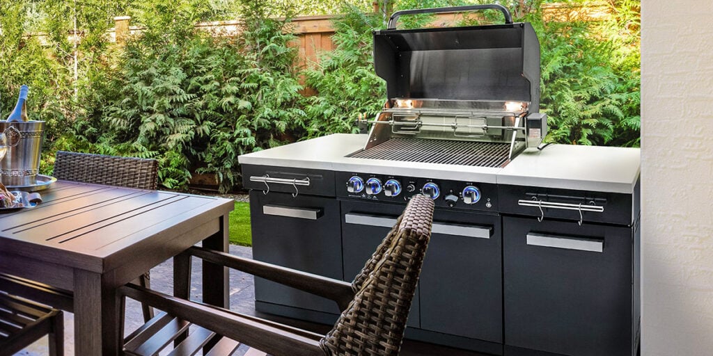 Outdoor Kitchen Grill: In-Depth Review of 4 Brands, & Your Best Choice