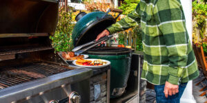 Small Outdoor Kitchen Ideas: 15 Best Designs & Inspiration