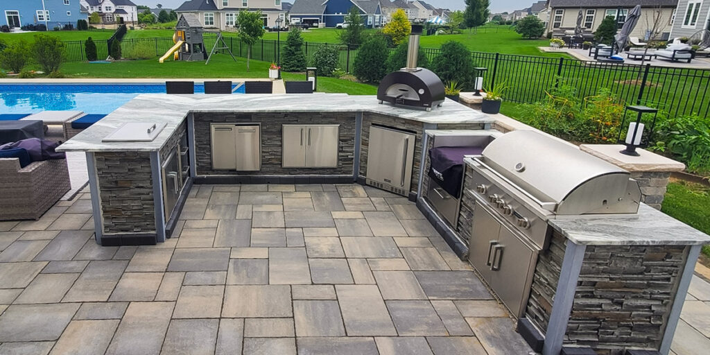 Outdoor Kitchen Photos: 24 Gorgeous Examples - RTA Outdoor Living