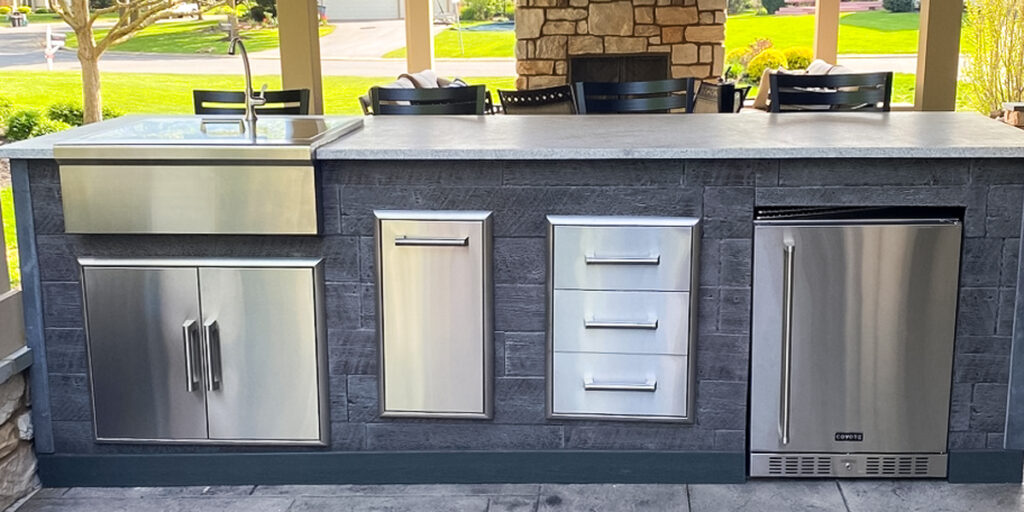 Patio Islands, Bars, and Kits: 4 Best Brands & Ideas to Consider - RTA ...