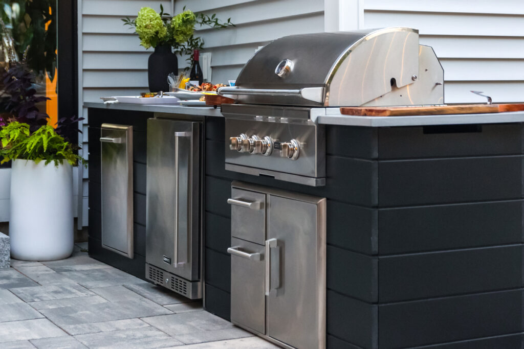 Weatherstrong Cabinets: 7 Top Considerations Before You Buy - RTA ...